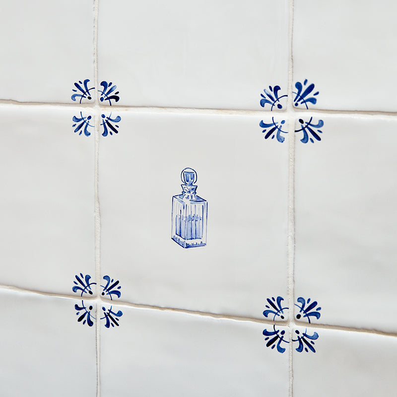 Whisky Decanter Delft Tile | Petra Palumbo